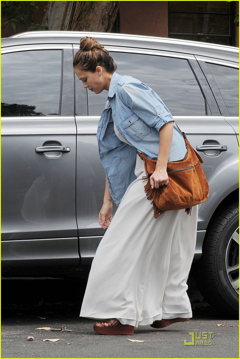 Jessica Alba Post Pregnant