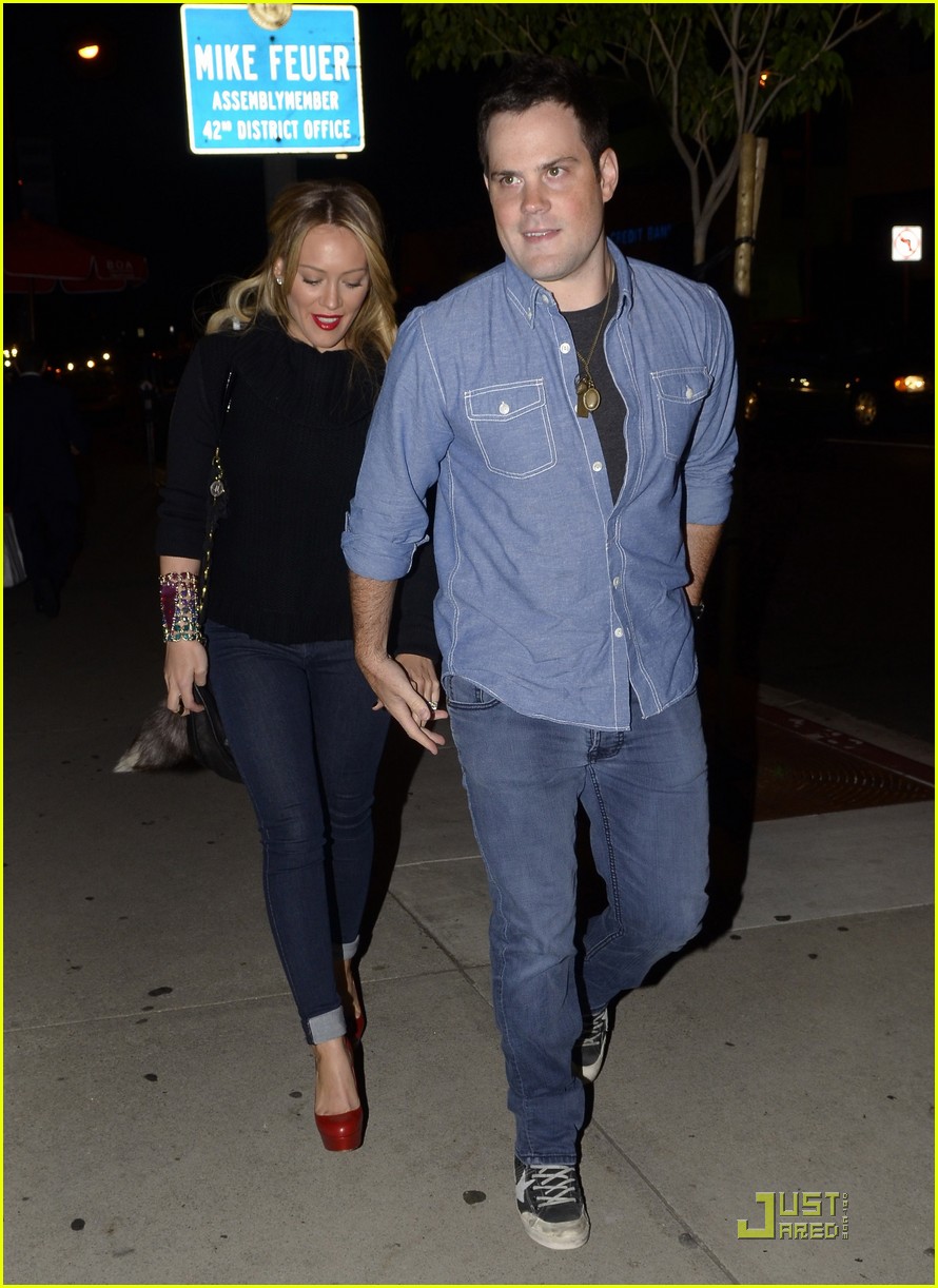 Photo: hilary duff date night mike 09 | Photo 2569366 | Just Jared