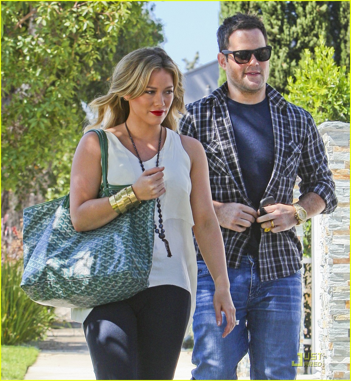 Hilary Duff & Mike Comrie: Party Pair!: Photo 2568509 | Hilary Duff ...