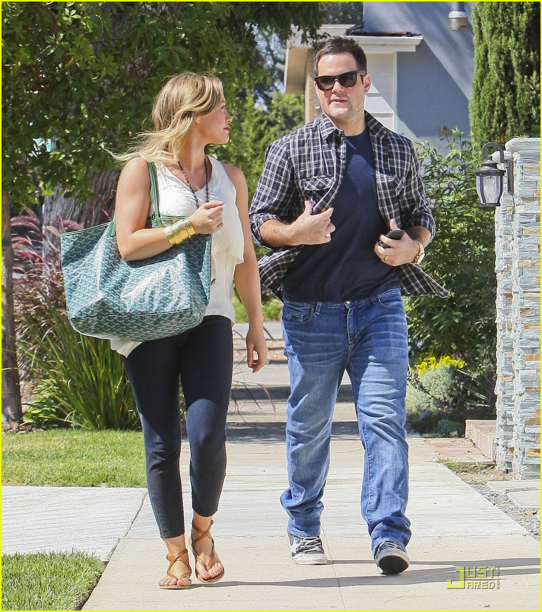 Hilary Duff & Mike Comrie: Party Pair!: Photo 2568511 | Hilary Duff ...
