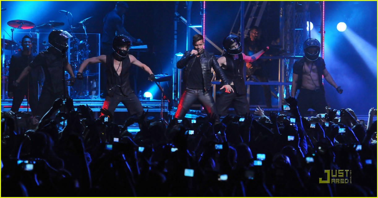 Ricky Martin: Concert in Sao Paulo!: Photo 2574153 | Ricky Martin ...