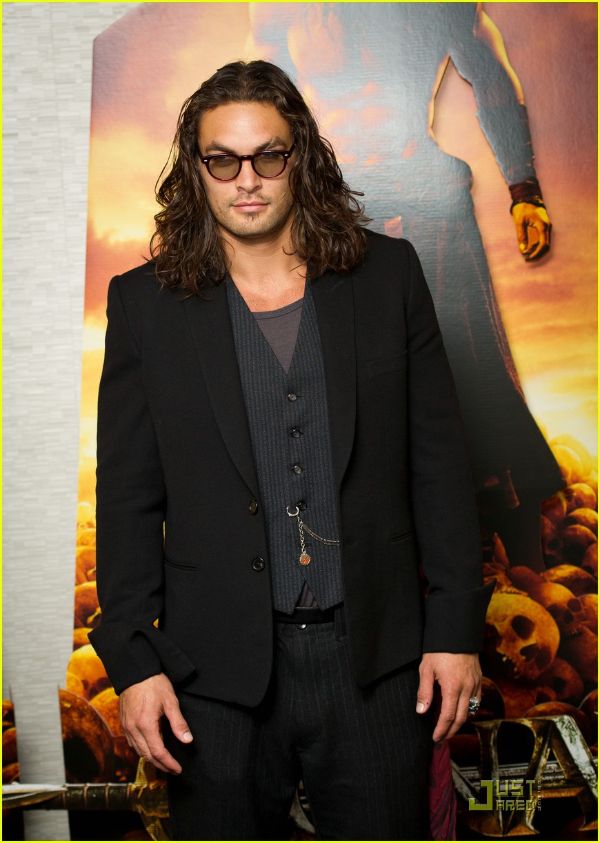 Jason Momoa: 'Conan the Barbarian' London Premiere!: Photo 2570117 ...