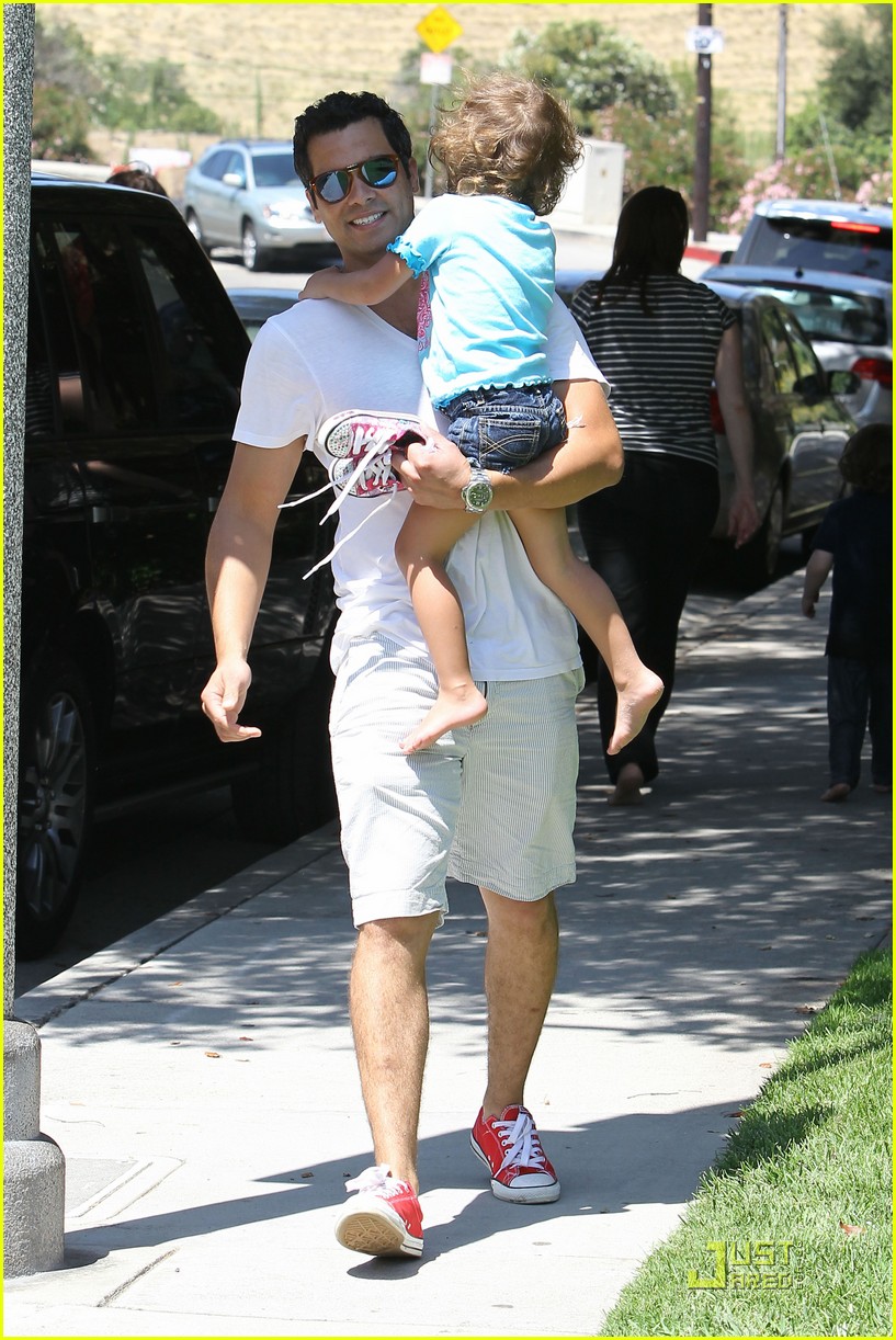 Cash Warren & Honor: Daddy-Daughter Day!: Photo 2571965 | Cash Warren ...