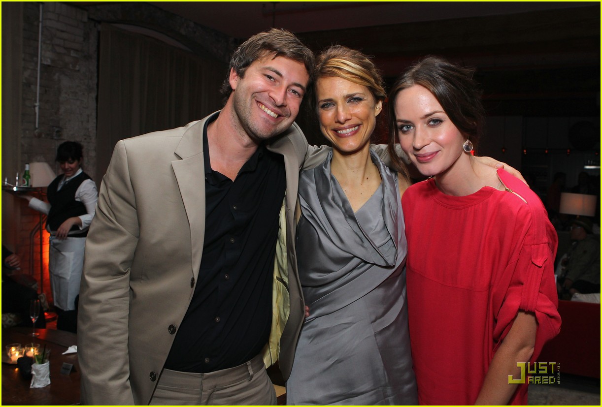 Photo: emily blunt ewan mcgregor your sisters sister premiere 12 ...