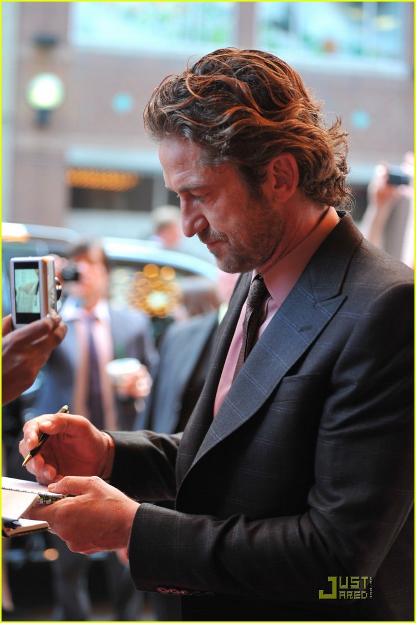 Gerard Butler & Jessica Chastain Premiere 'Coriolanus': Photo 2579498 ...