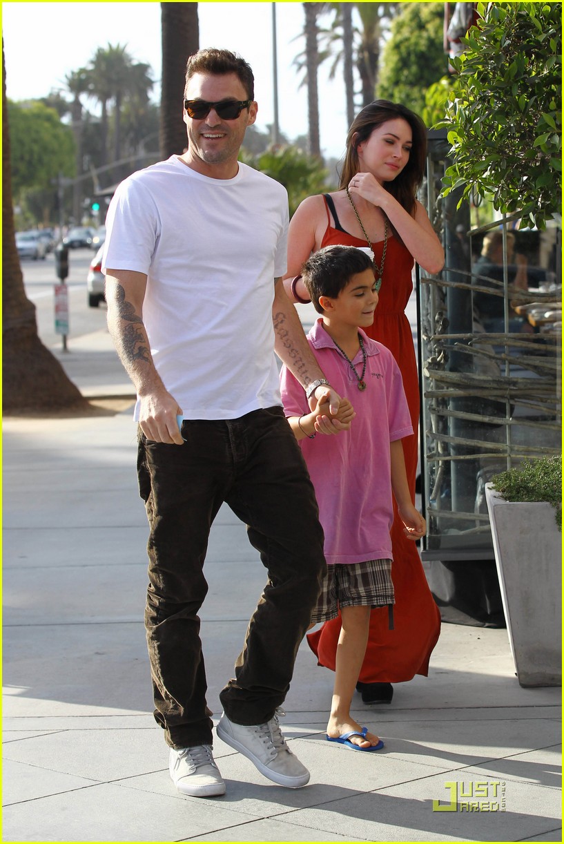 Megan Fox & Brian Austin Green: Santa Monica Sunday Dinner!: Photo ...
