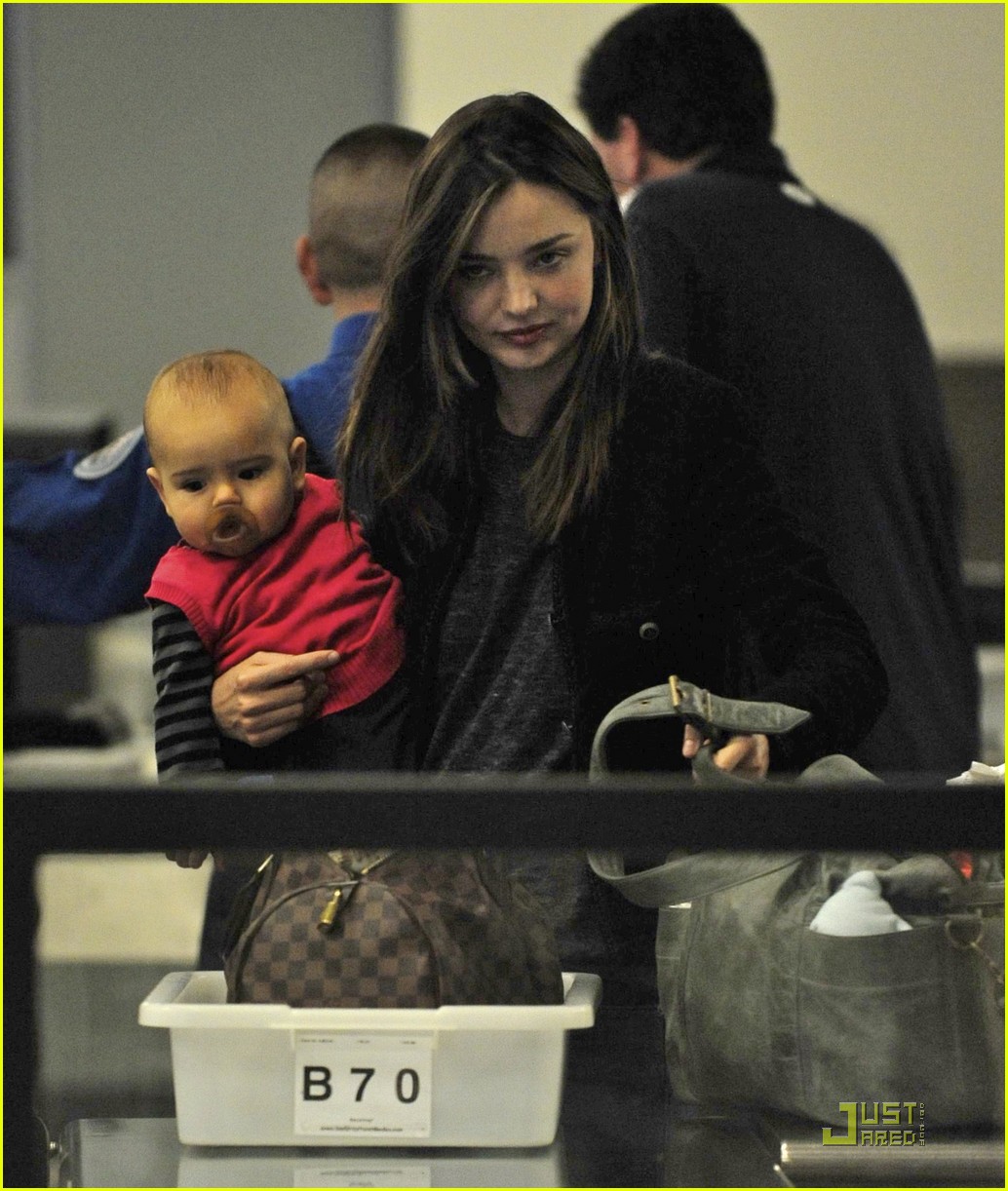 Miranda Kerr & Flynn: See Ya Later, LA!: Photo 2582349 | Celebrity ...