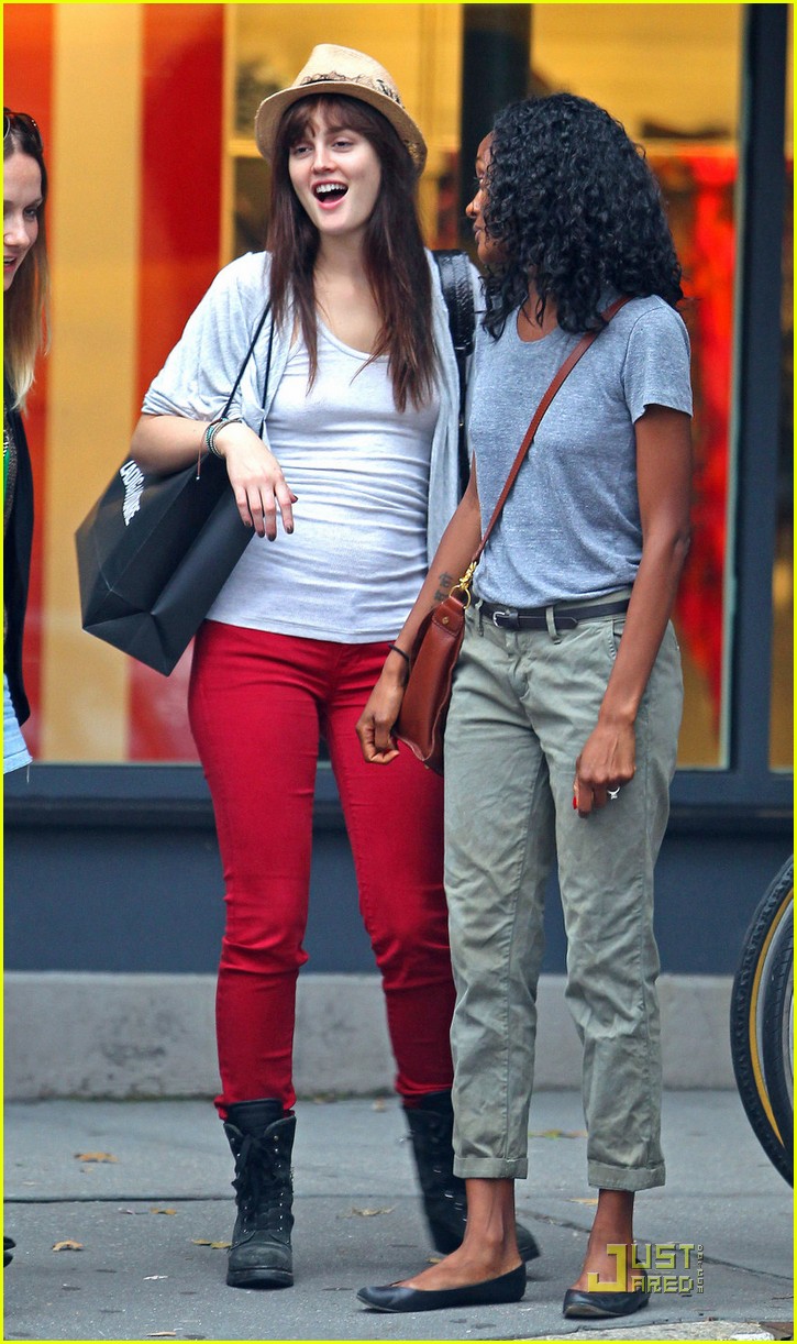 Leighton Meester: 'Gossip Girl' Premieres Today!: Photo 2584030 ...