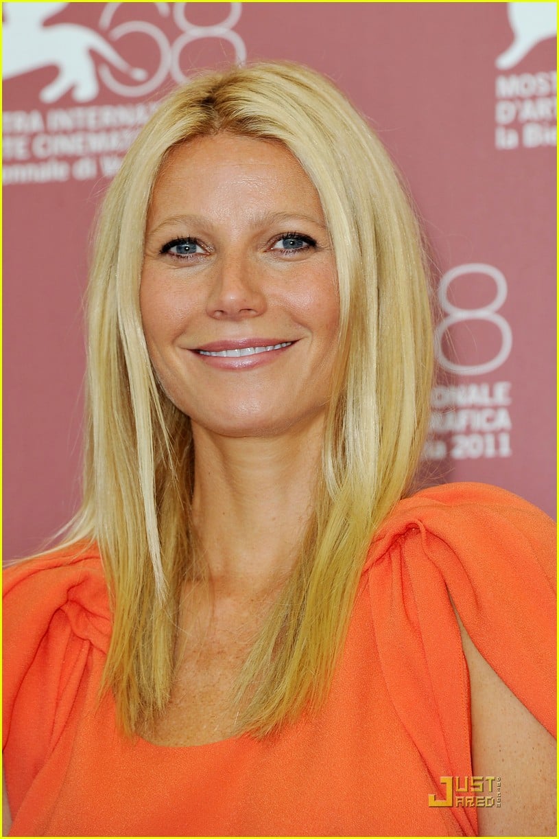 Gwyneth Paltrow: 'Contagion' Photo Call in Venice!: Photo 2576259 ...