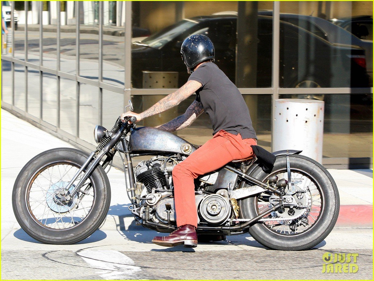 David Beckham: Biking in Beverly Hills: Photo 2590244 | David Beckham ...
