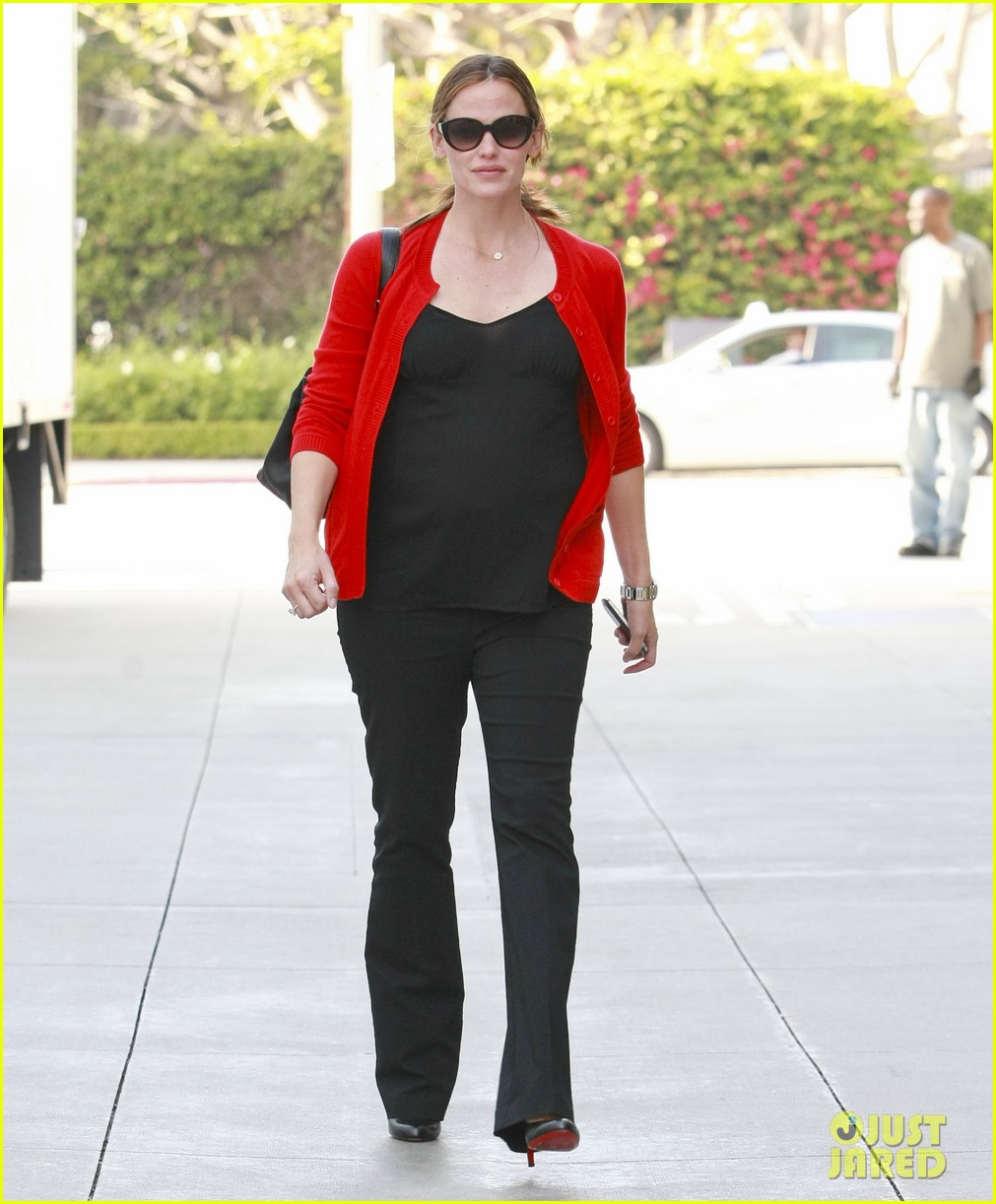 Jennifer Garner: Very Princess-y 'Breakfast Club' Reading: Photo ...