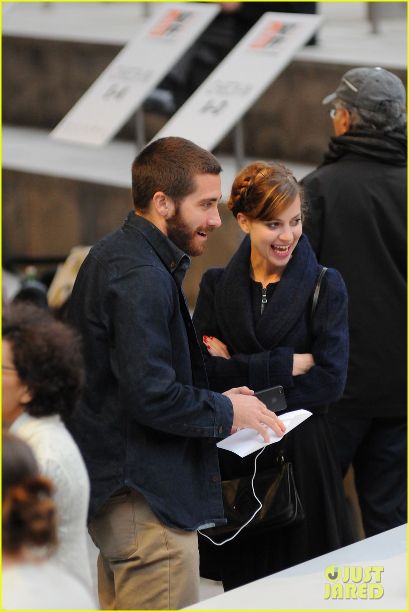 Full Sized Photo of jake gyllenhaal descendants 02 | Photo 2590781 ...