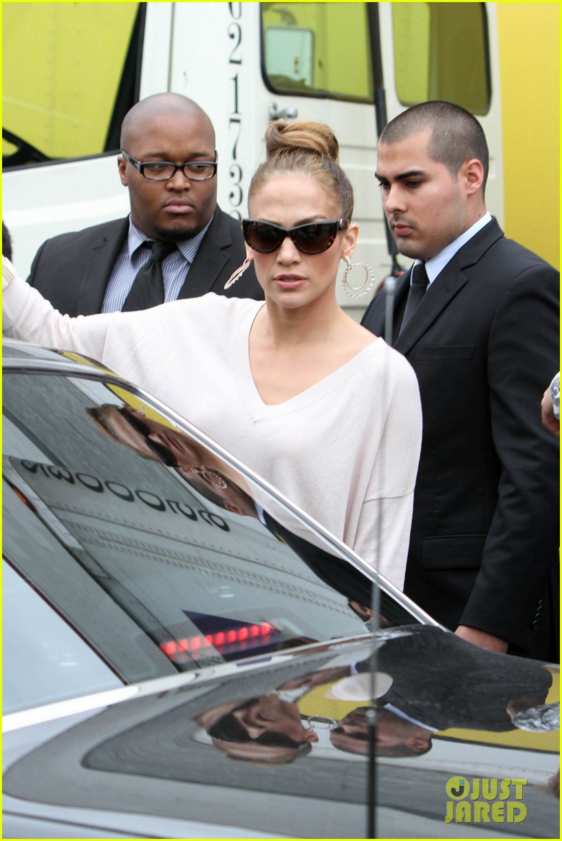 Jennifer Lopez: Maribel Foundation Receives $500,000 Pledge!: Photo ...