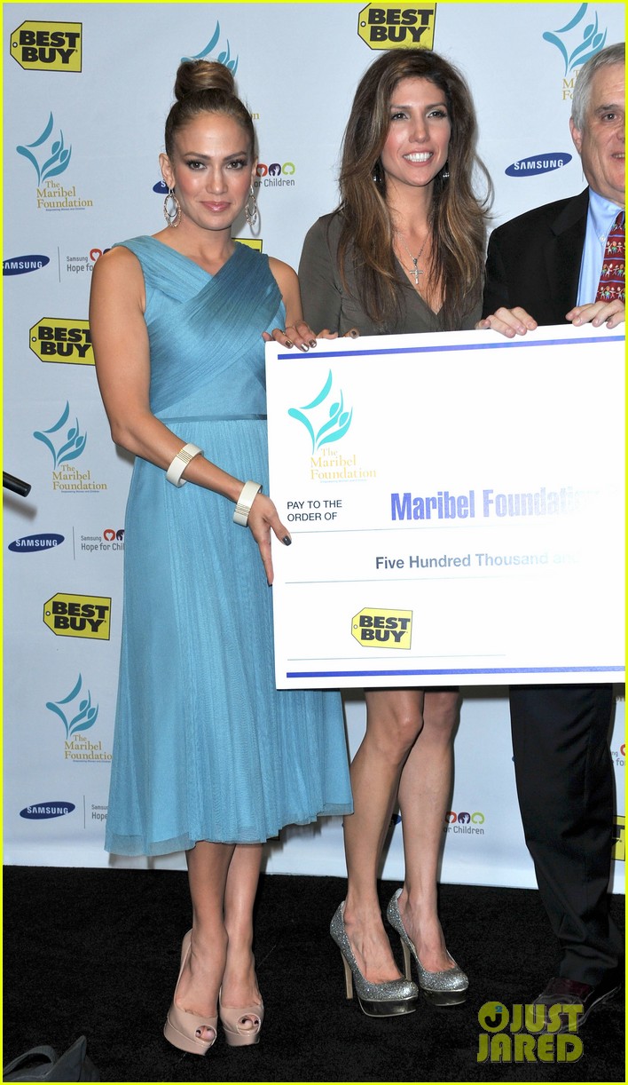 Jennifer Lopez: Maribel Foundation Receives $500,000 Pledge!: Photo ...