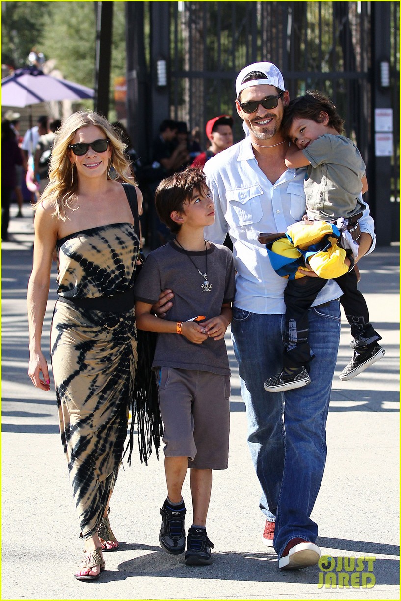LeAnn Rimes & Eddie Cibrian: Family Zoo Fun!: Photo 2595437 | Brandi ...