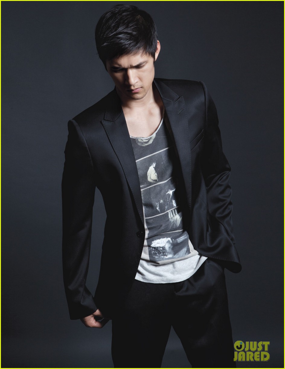 Harry Shum, Jr: Shirtless for 'Da Man' Magazine: Photo 2586906 | Harry ...