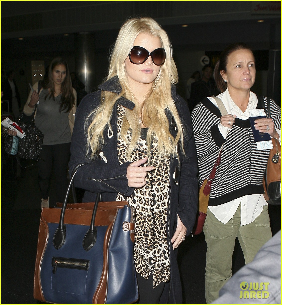 Jessica Simpson & Mom Tina: See Ya, NYC!: Photo 2594867 | Ashlee ...