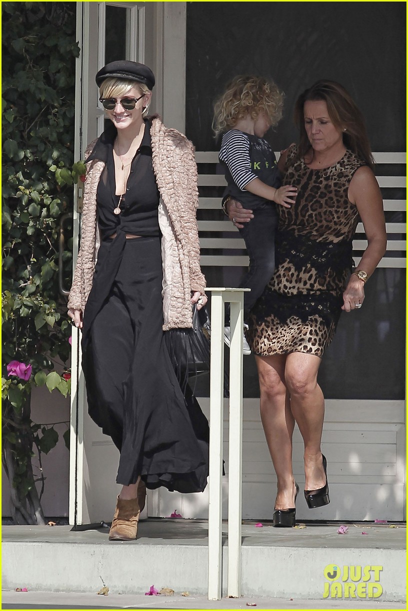 Jessica Simpson: Lunch with Mom & Ashlee!: Photo 2590797 | Ashlee ...