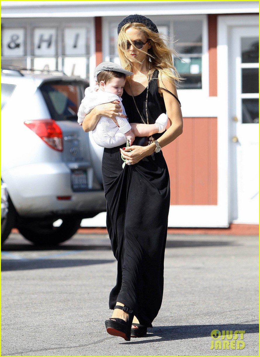Rachel Zoe: Brentwood Outing with Baby Skyler!: Photo 2593037 ...
