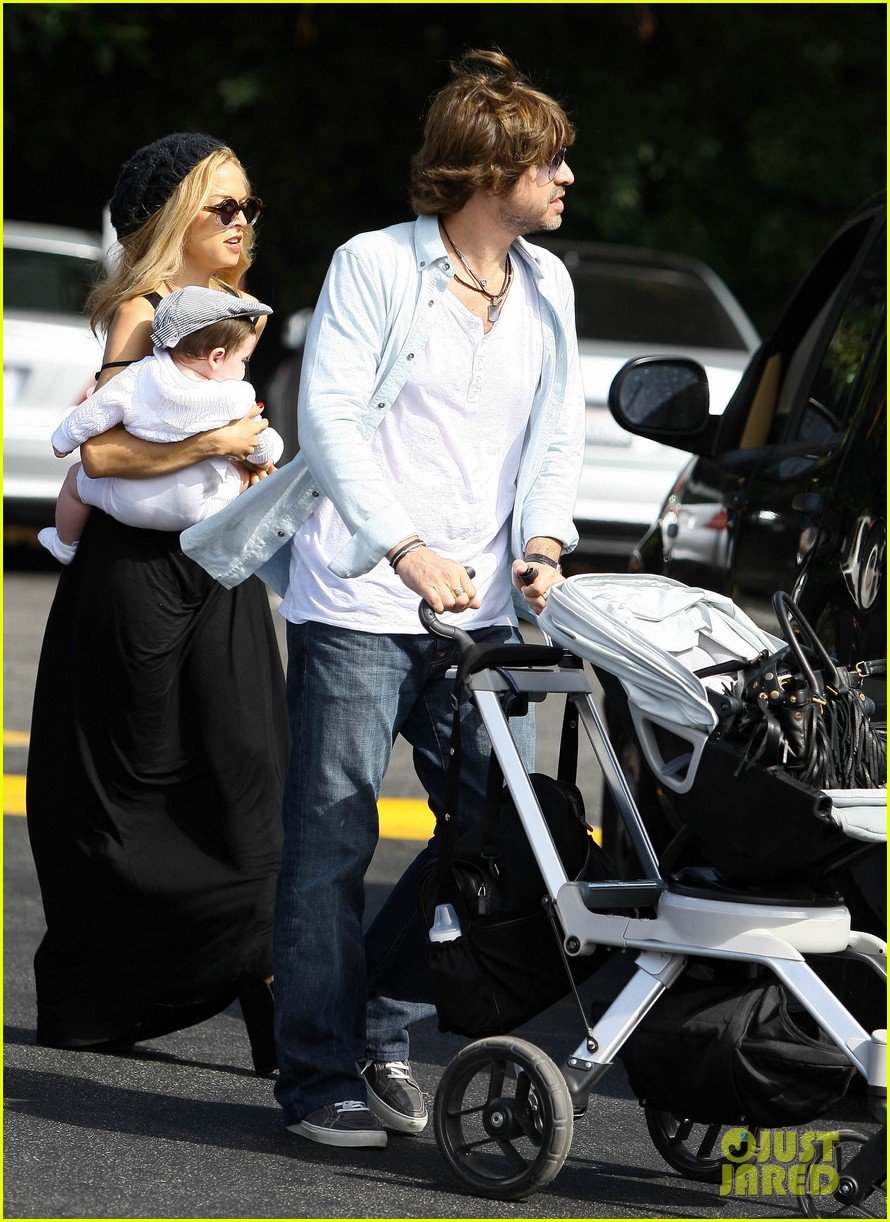 Rachel Zoe: Brentwood Outing with Baby Skyler!: Photo 2593045 ...