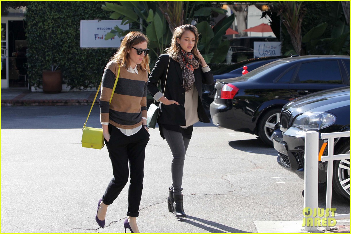 Jessica Alba: Fred Segal with a Friend: Photo 2603406 | Jessica Alba ...