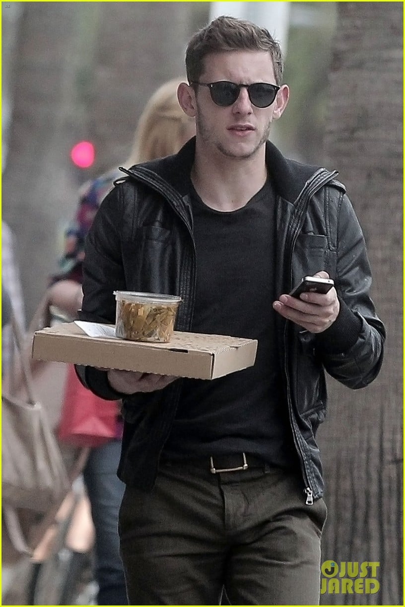 Jamie Bell: 'Tintin' Rules the International Box Office!: Photo 2599642 ...