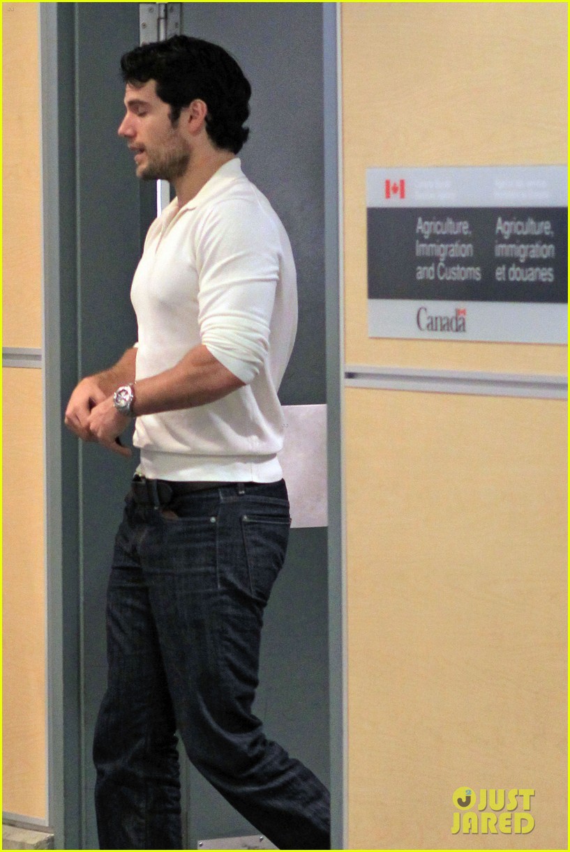 Henry Cavill: Back to Canada for 'Man of Steel': Photo 2598444 | Henry ...