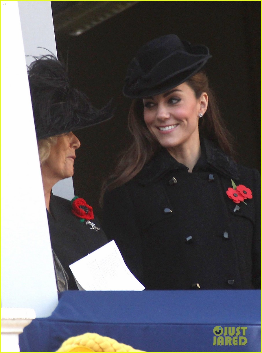 Prince William & Duchess Kate: Remembrance Day Duo: Photo 2599834 ...