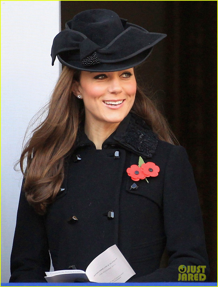 Prince William & Duchess Kate: Remembrance Day Duo: Photo 2599835 ...