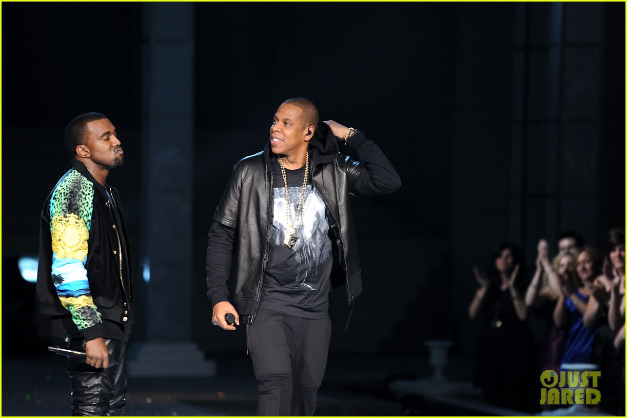 Nicki Minaj, Kanye West & Jay-Z - VS Fashion Show 2011: Photo 2598721 ...