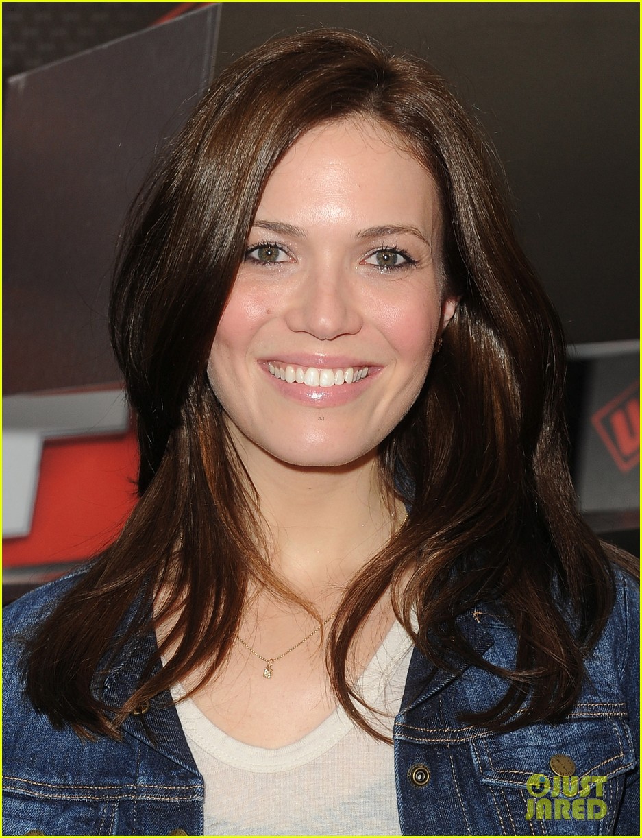 Mandy Moore: UFC on Fox Championship Match!: Photo 2599766 | Mandy ...