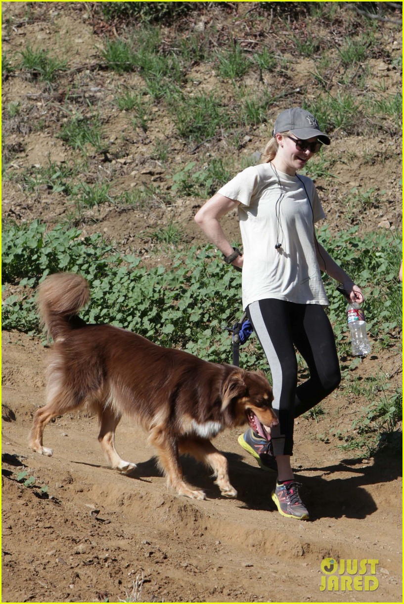 Amanda Seyfried: Sharon Stone Joins Linda Lovelace Biopic: Photo ...