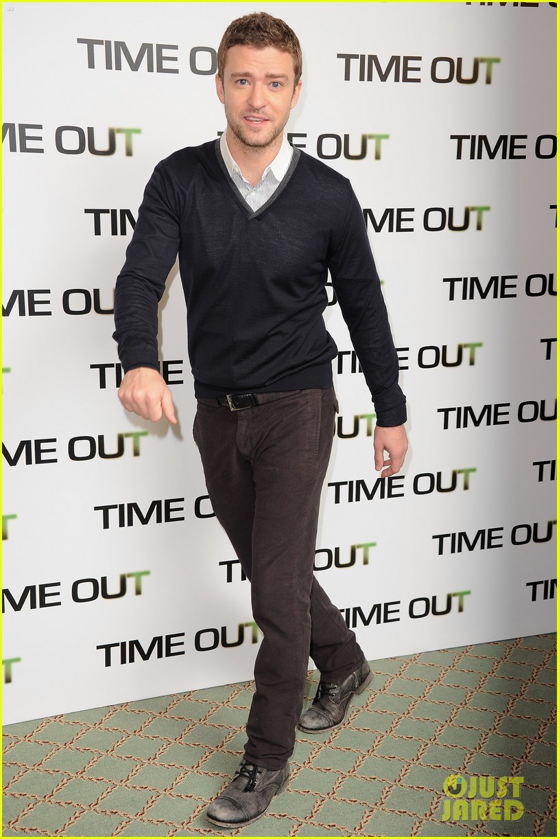 Amanda Seyfried & Justin Timberlake: Time Out!: Photo 2596672 | Amanda ...