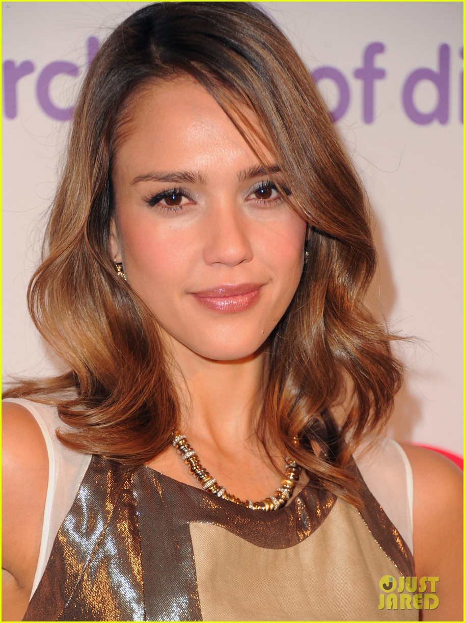 Jessica Alba & Amanda Seyfried: March of Dimes Luncheon!: Photo 2606009 ...