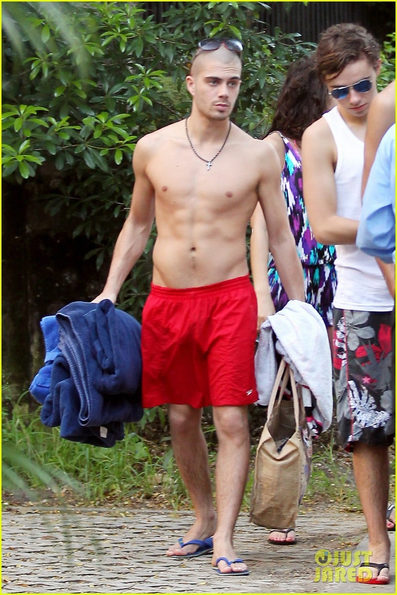 Max George: Shirtless with The Wanted!: Photo 2612960 | Jay McGuiness ...
