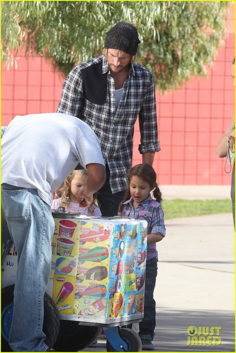 Nahla Aubry: Coldwater Park with Dad Gabriel!: Photo 2612992 ...