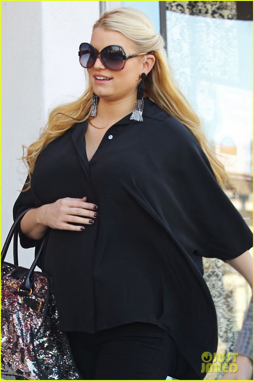 Jessica Simpson: 'Happy Christmas' Available for Digital Download ...