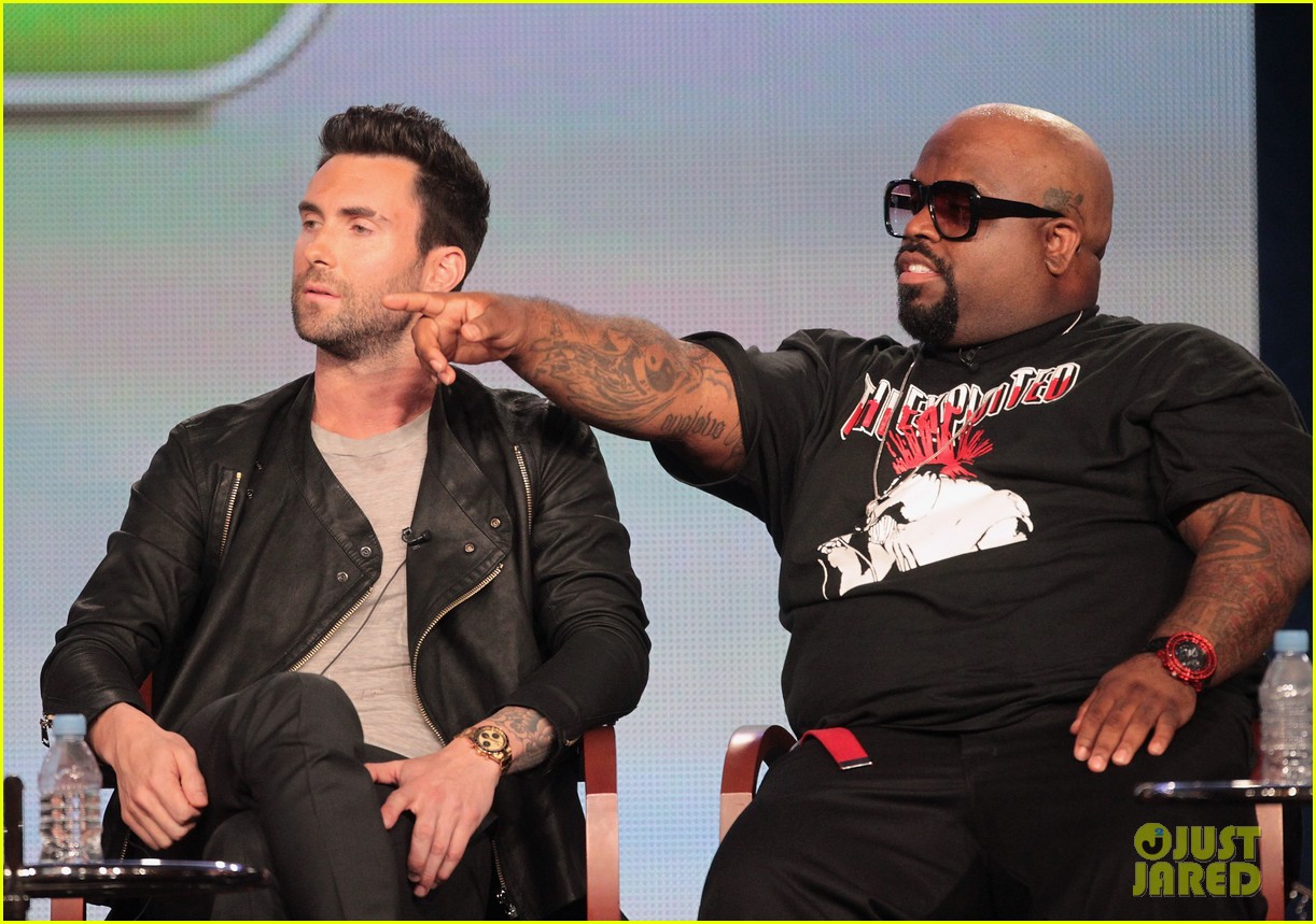 Christina Aguilera & Adam Levine: 'The Voice' at TCA!: Photo 2615034 ...