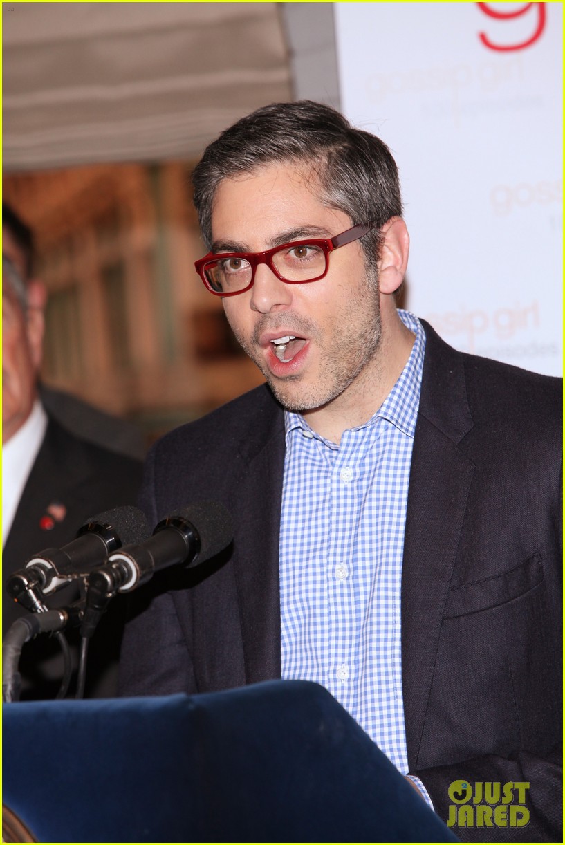 'Gossip Girl' Celebrates 100 Episodes with Mayor Bloomberg: Photo ...