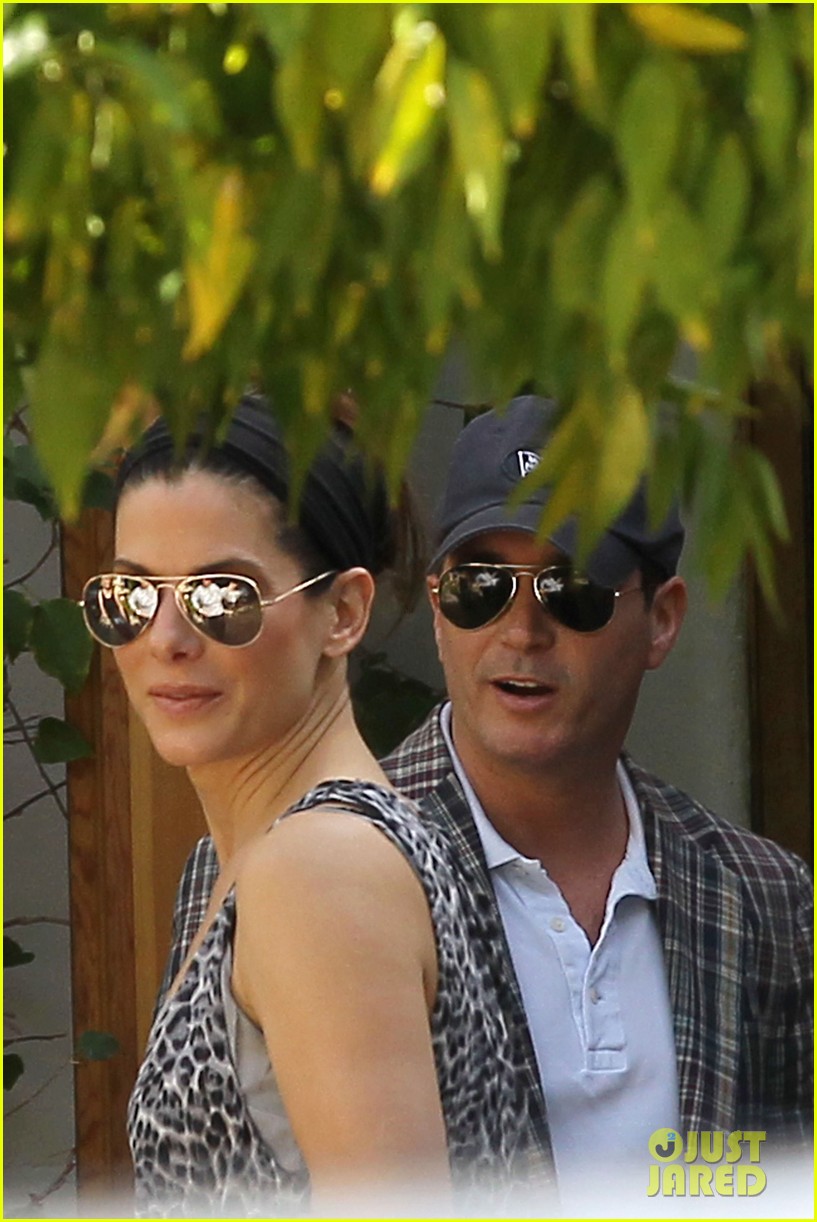 Sandra Bullock: Private Party with a Mystery Guy!: Photo 2623918 ...