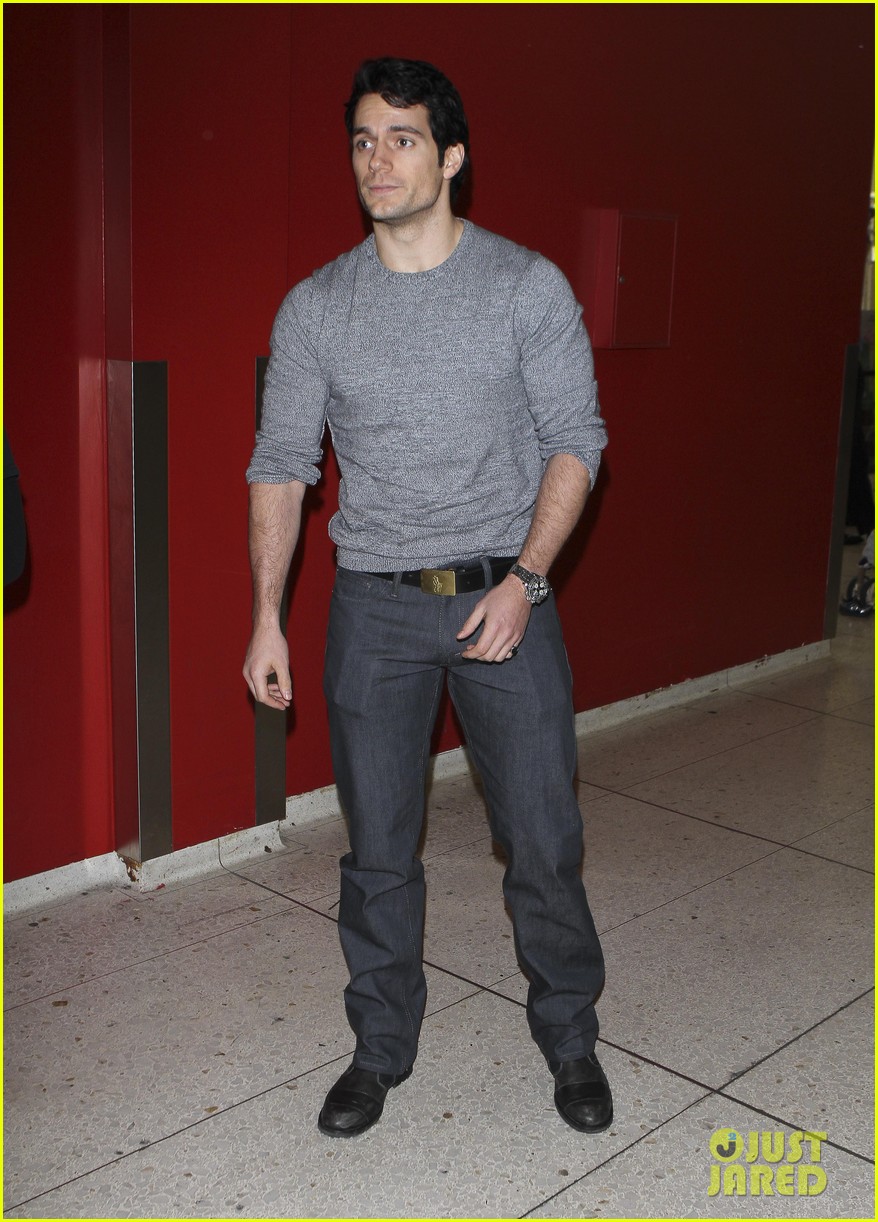 Henry Cavill: New 'Cold Light of Day' Still!: Photo 2619885 | 00 Photos ...