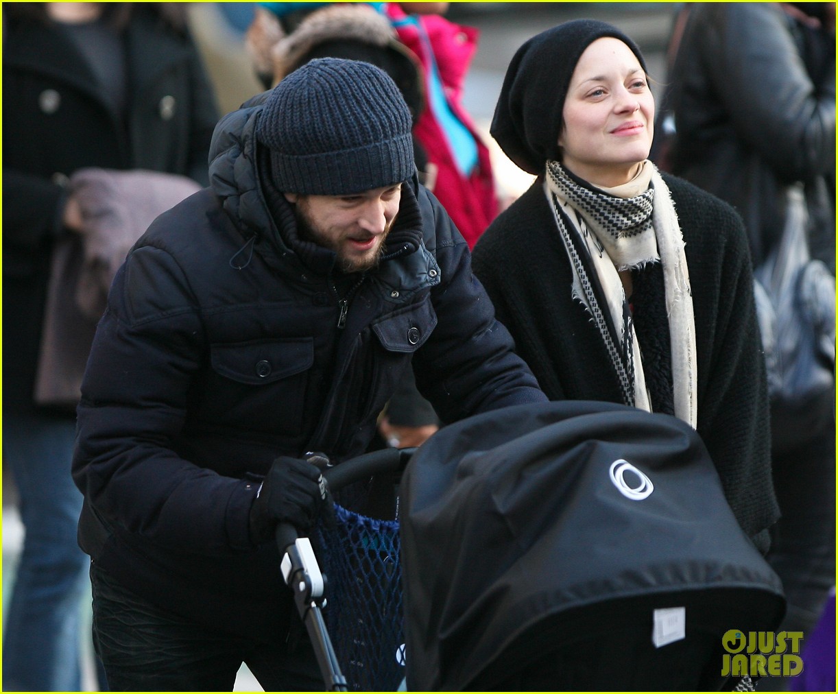 Marion Cotillard & Guillaume Canet: SoHo with Marcel: Photo 2623768 ...