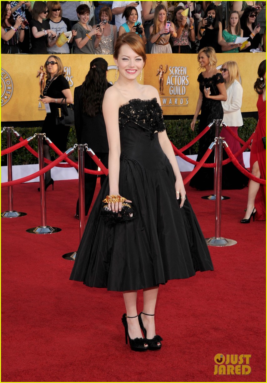 Emma Stone - SAG Awards 2012 Red Carpet: Photo 2623443 | Emma Stone ...