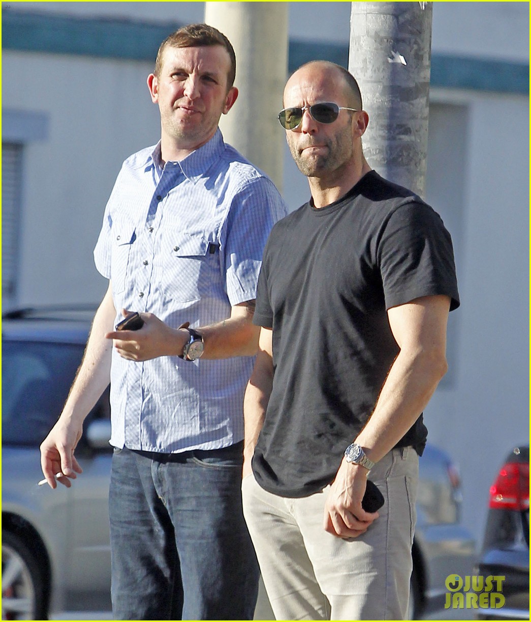 Jason Statham: New 'Safe' Poster!: Photo 2623079 | Jason Statham Photos ...