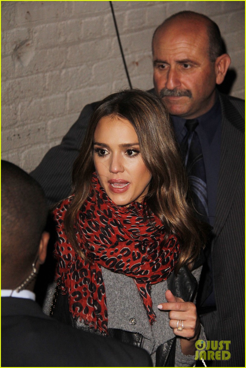 Jessica Alba: 'Jimmy Kimmel Live!' Visit: Photo 2632286 | Cash Warren ...