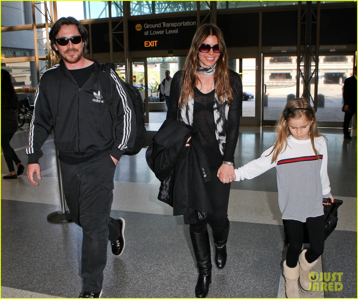 Christian Bale & Family Take Flight: Photo 2627912 | Celebrity Babies ...