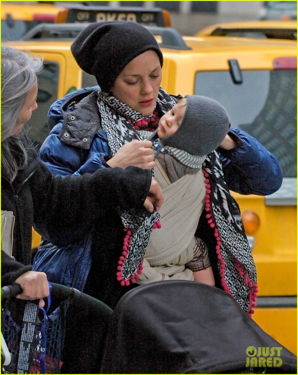 Marion Cotillard & Marcel Walk in NYC: Photo 2627896 | Celebrity Babies ...
