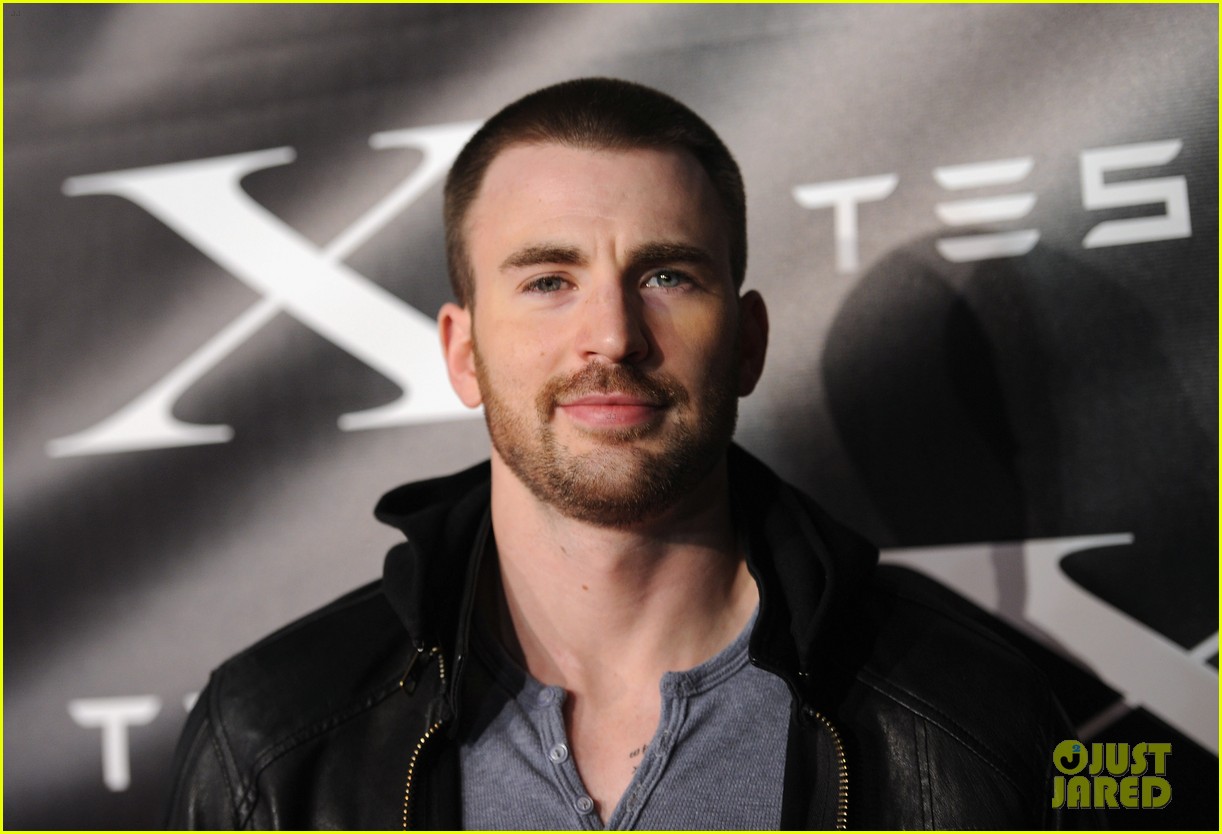 Chris Evans & Malin Akerman: Model X Debut!: Photo 2627297 | Chris ...