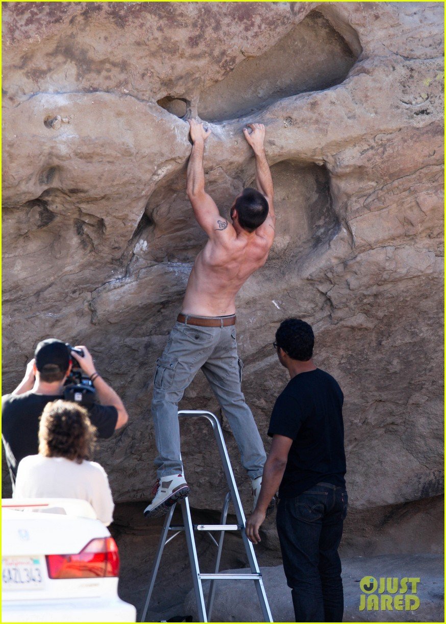 Chris Evans: Shirtless 'Details' Magazine Shoot!: Photo 2624667 | Chris Evans, Shirtless ...