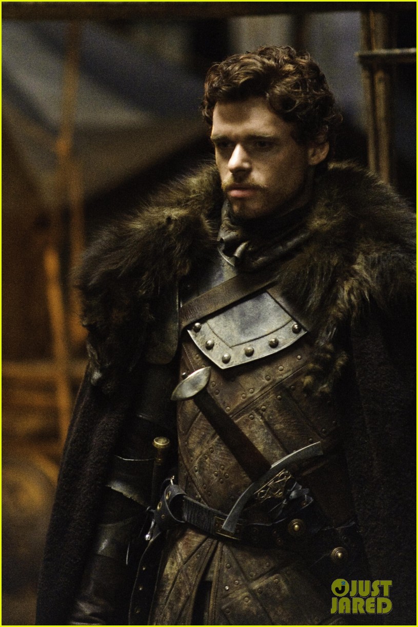 'Game of Thrones' Season 2: 17 New Pics!: Photo 2626907 | Emilia Clarke ...